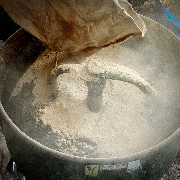 中塗の材料を「塩梅」で捏ねる | 一級建築士吉能雅人主催／Atelier YUIM Official Site